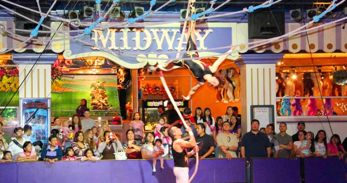 Circus Acts - Things To Do In Las Vegas