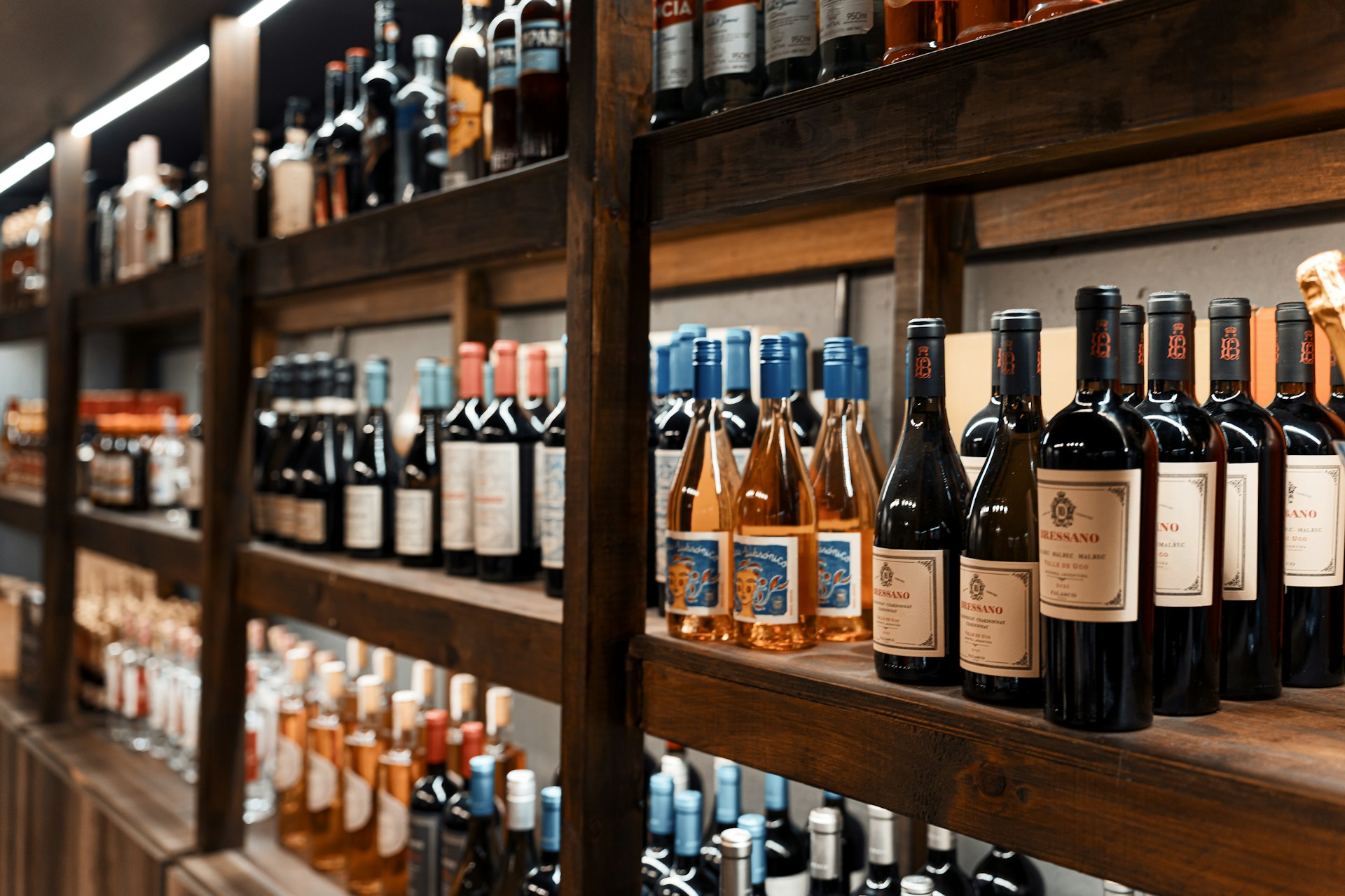 Avoid Liquor Store Pitfalls Near Excalibur
