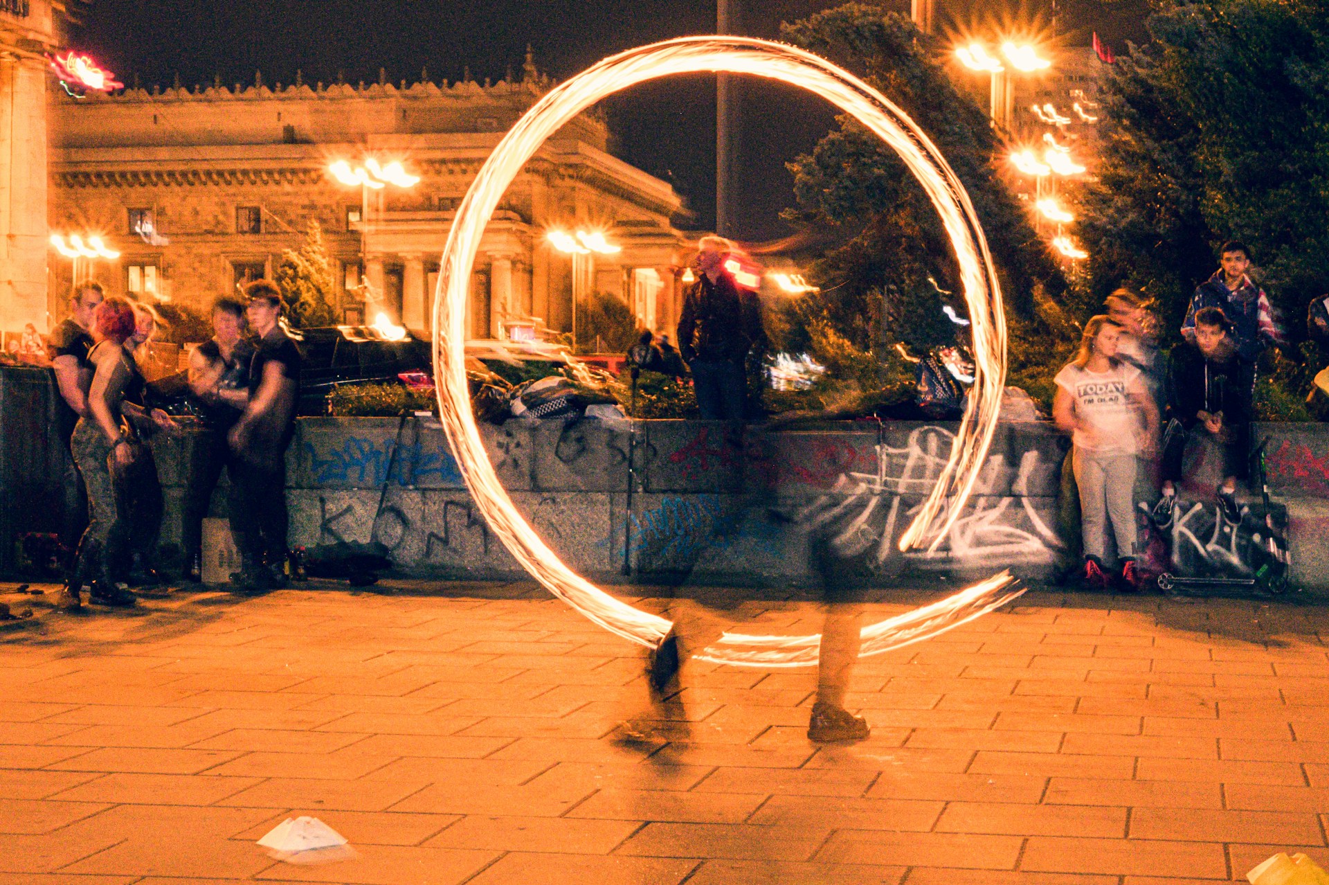 Fremont Street Performer Times and Tips